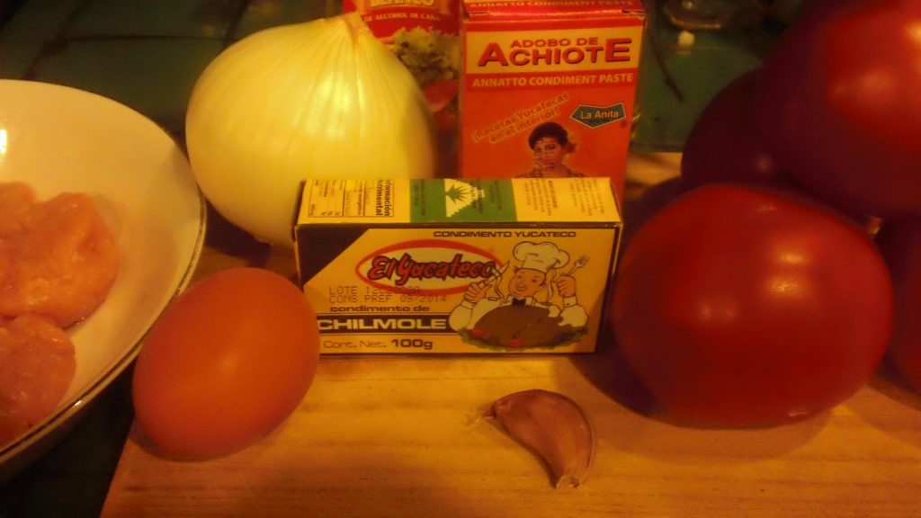 Gusta Usted | CHILMOLE O CHIRMOLE RECETA YUCATECA - Gusta Usted