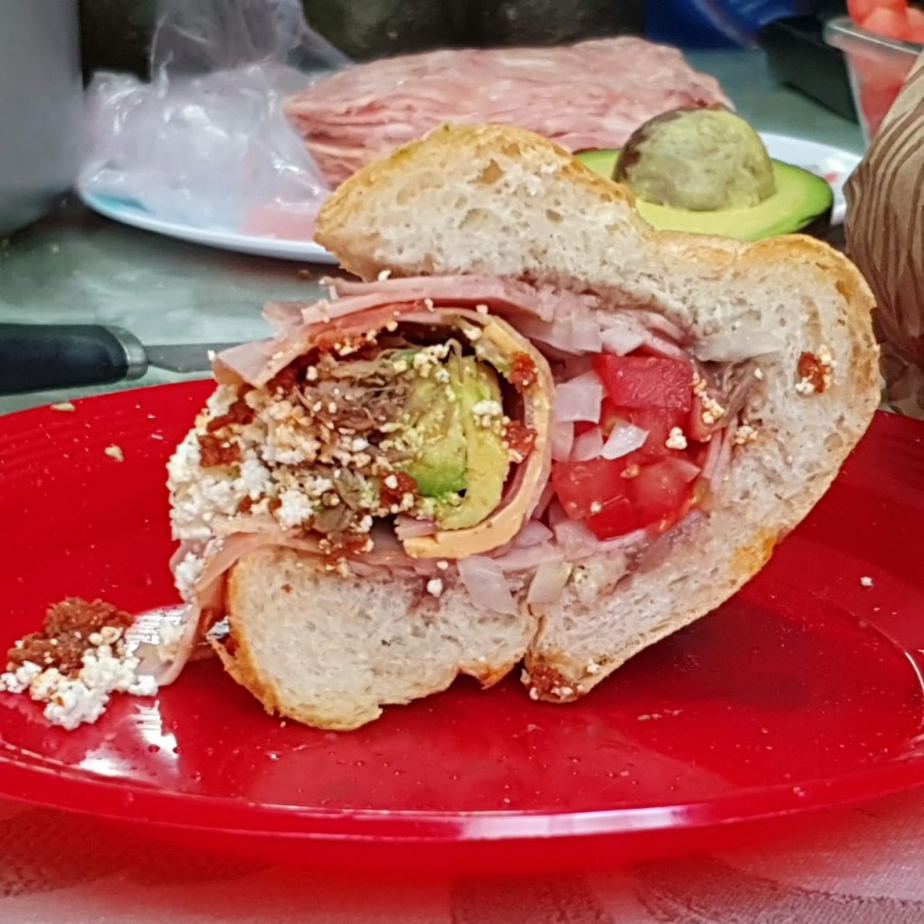 Gusta Usted | Receta Tortas de la Barda de Tampico - Gusta Usted